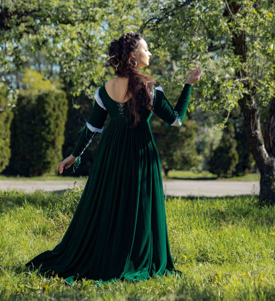 Green Velvet Renaissance Gown, Venetian 1490 Renaissance Dress ...